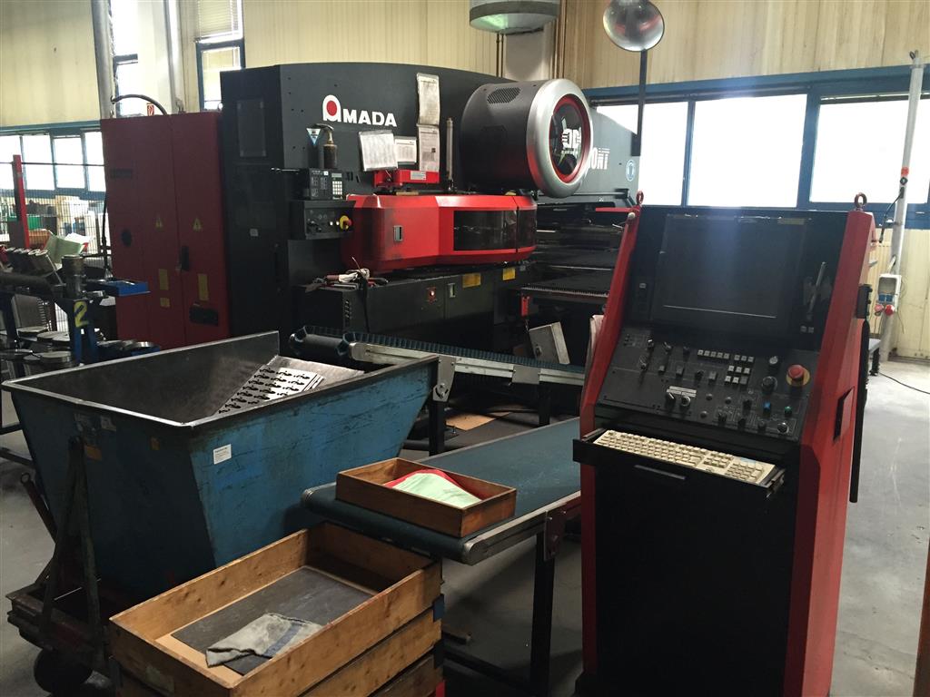 AMADA EMZ 3510NT 2006 - Solutions Machines Outils
