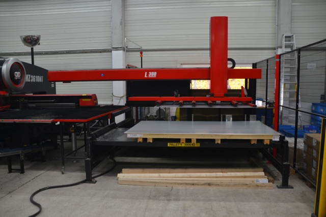 AMADA EMZ 3610NT 2006 - Solutions Machines Outils