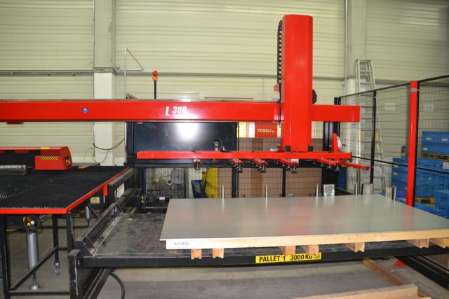 AMADA EMZ 3610NT 2006 - Solutions Machines Outils