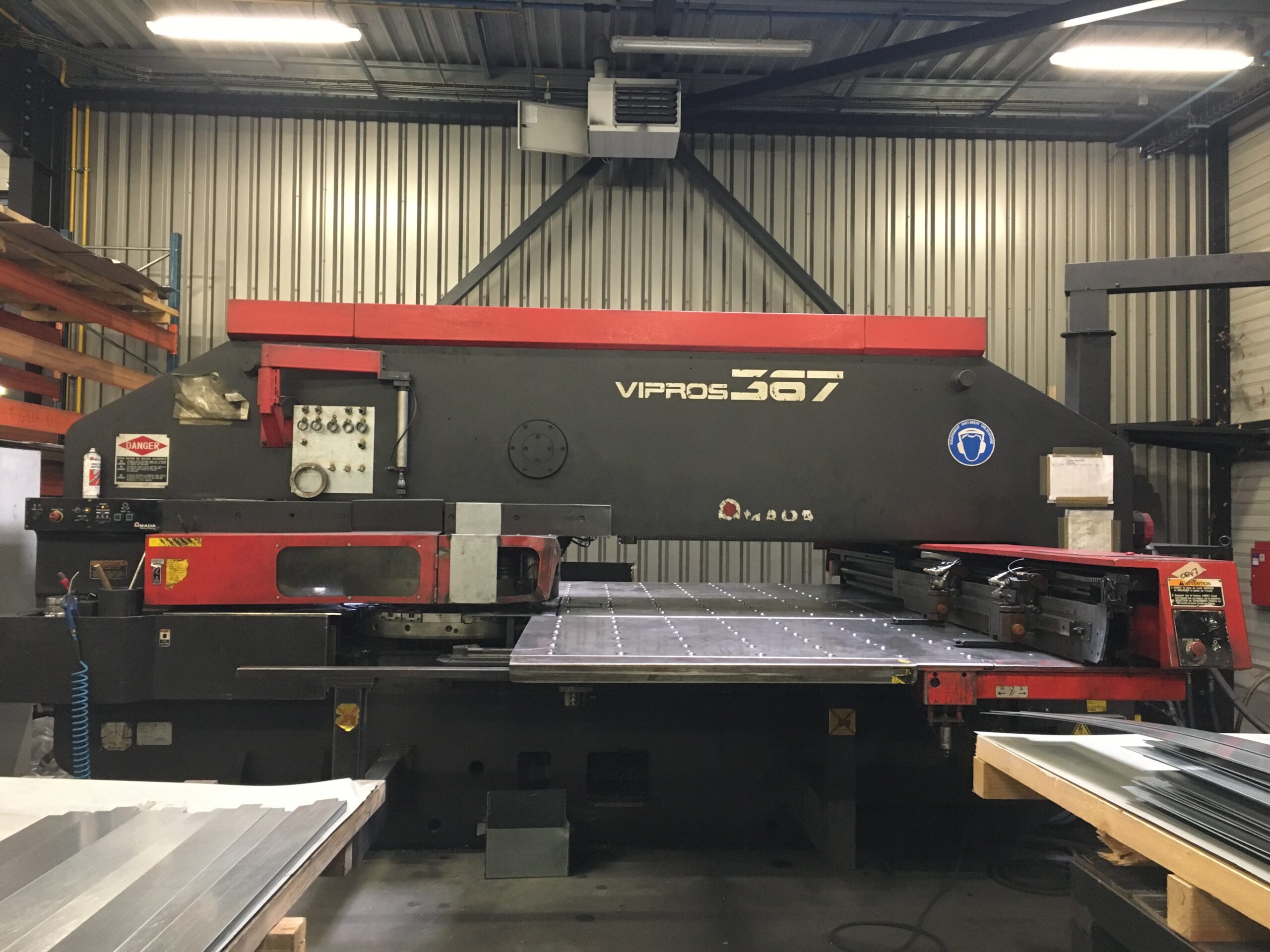AMADA VIPROS 367 - Solutions Machines Outils