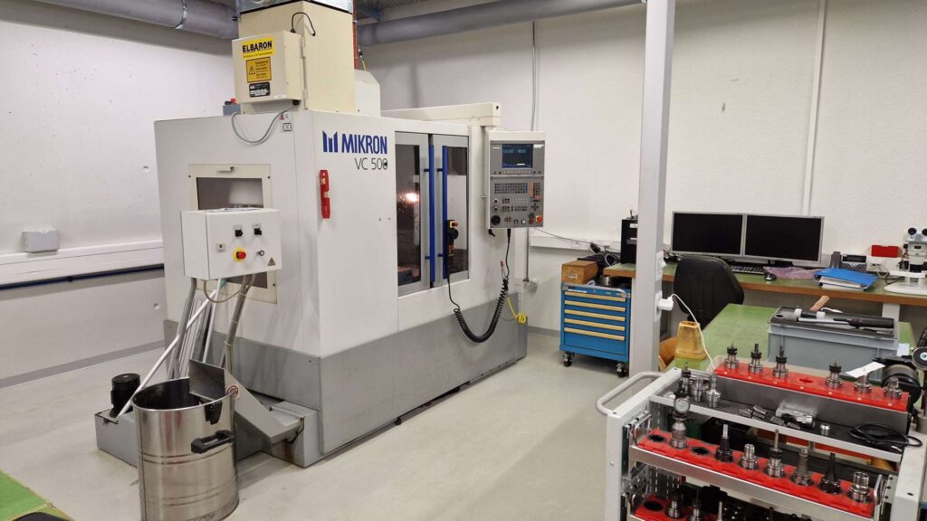 MIKRON VC 500 - Solutions Machines Outils